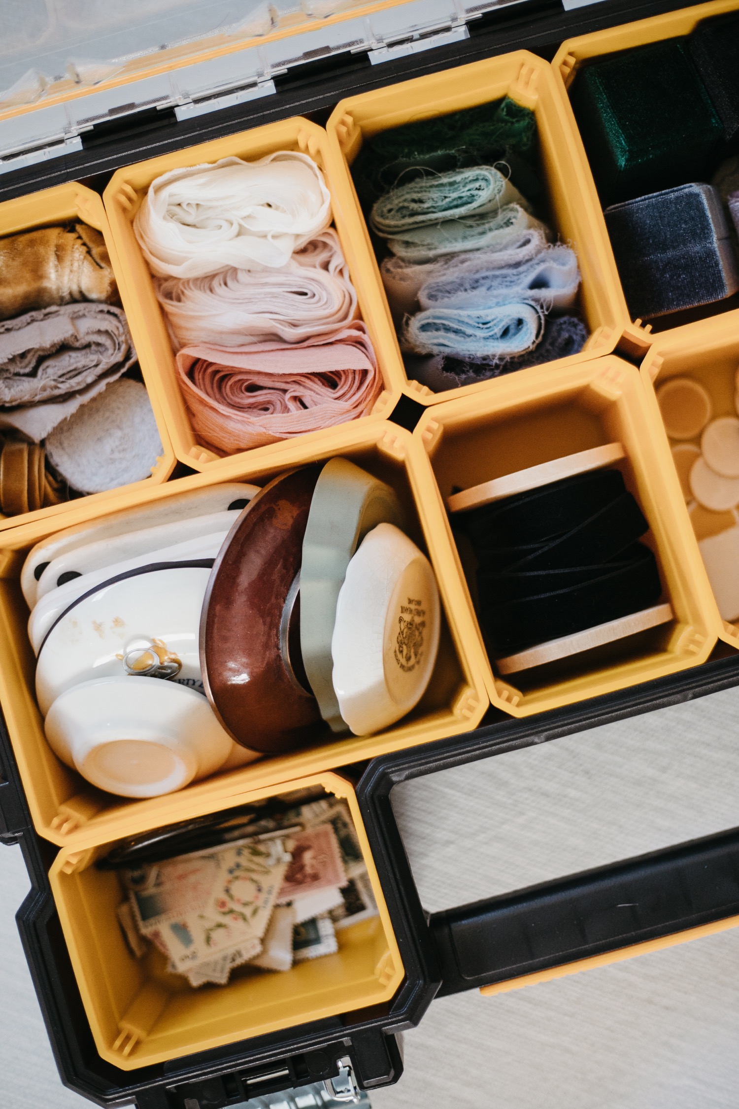 What's in my Wedding Photography Styling Kit - alexhealyphoto.com