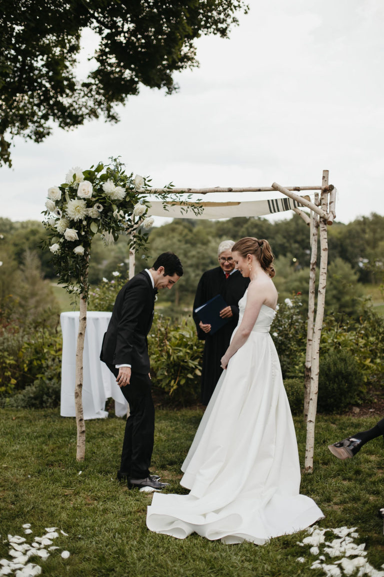 Crabtree's Kittle House Wedding- Leah & Matt - alexhealyphoto.com