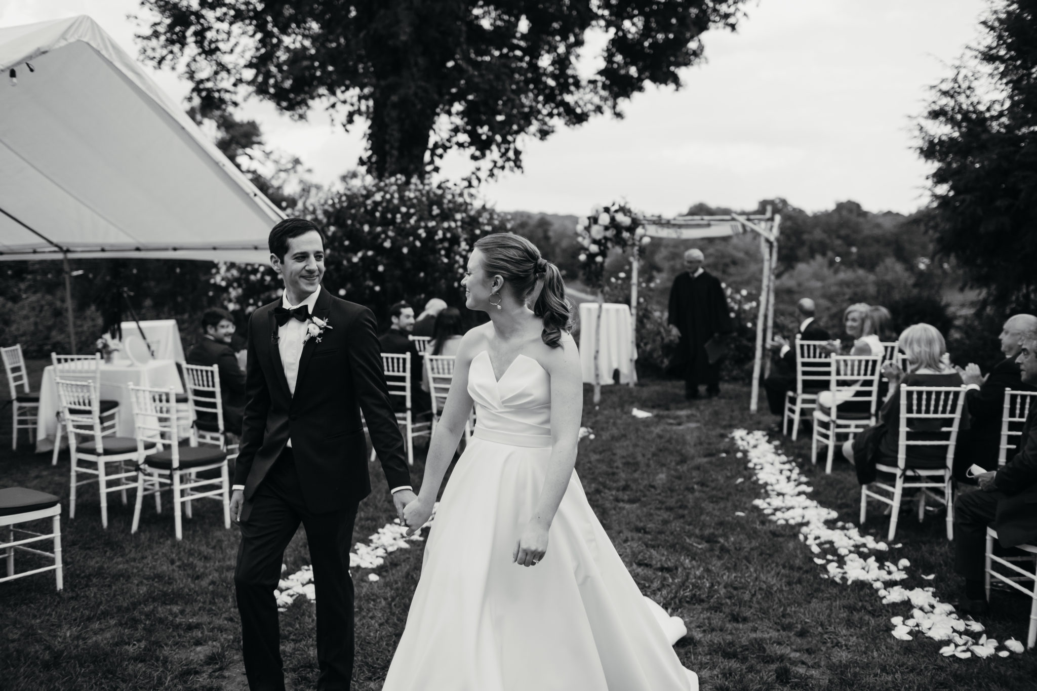 Crabtree's Kittle House Wedding- Leah & Matt - alexhealyphoto.com